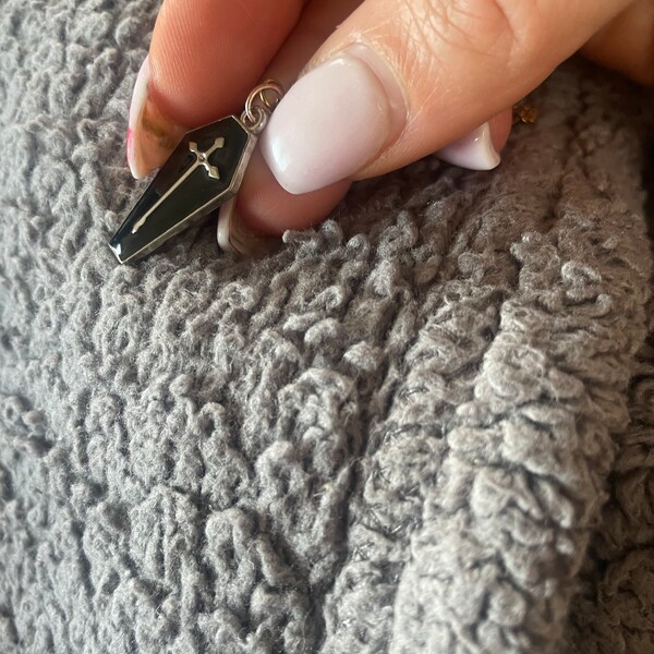 Minimalist Ladybug Belly Button Ring - Gold Tone - 14 Gauge - Etsy