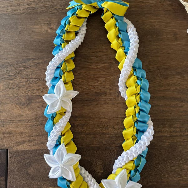 Senior Graduation Lei - Etsy