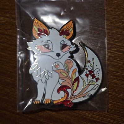 White Lotus Flower Enamel Lapel Pin - Etsy