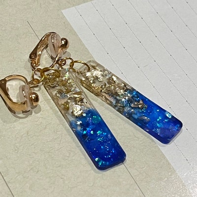 J Initial Keychain Resin Initial Letter Blue Keyring / Gold Clasp Key ...