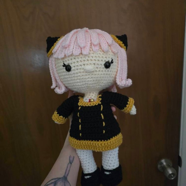 Detective Hopper Amigurumi Pattern - Etsy