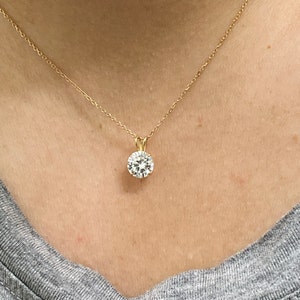 14K Solid Gold Solitaire Round Cut Pendant Classy Round Pendant Set ...