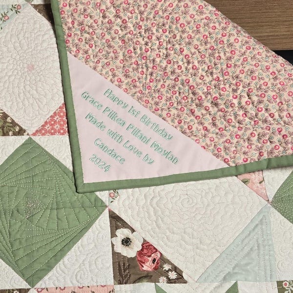 Custom Embroidered Quilt Label Triangular Corner Label Fabric ...