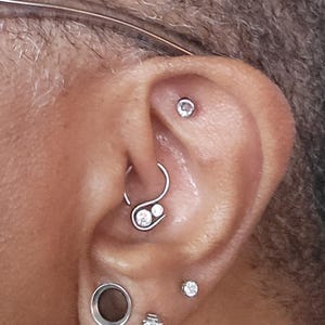 Hypoallergenic Niobium Spiral Bridge Piercing - Etsy