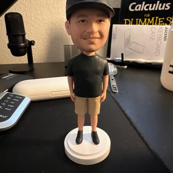Custom Man Bobbleheads, Personalized Boyfriend Bobble Head, Custom ...