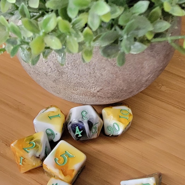 Acorn and Oak Green Glass Dnd Dice Set, Polyhedral Dice, D&D Dice ...