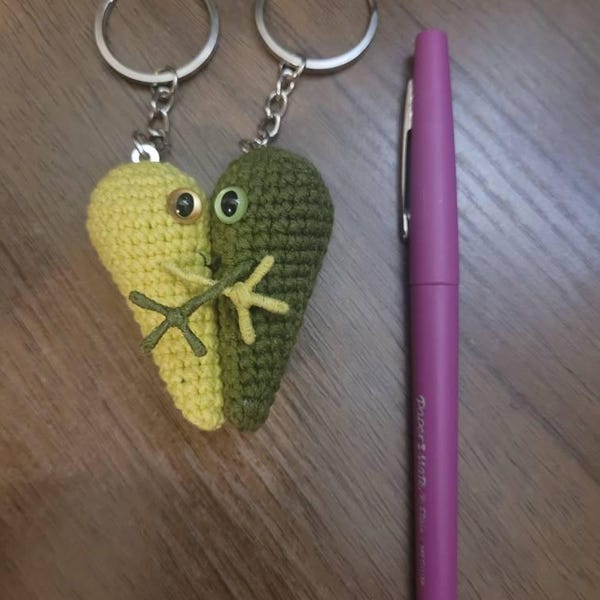 Kiss & Magnet Keychain Duo - Unique Matching Gifts for Couples and ...