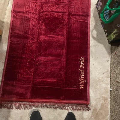 Personalized Thick Padded Velvet Prayer Mat, Premium Quality Prayer Rug ...