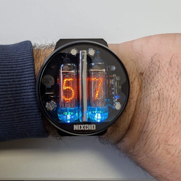 Nixie Tube Wrist Watch Wristwatch Clock Tubes IV-16 Futuristic Numitron (metal,sapphire,splash ...