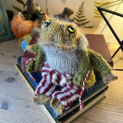 MR. TOAD Knitting Pattern - Etsy