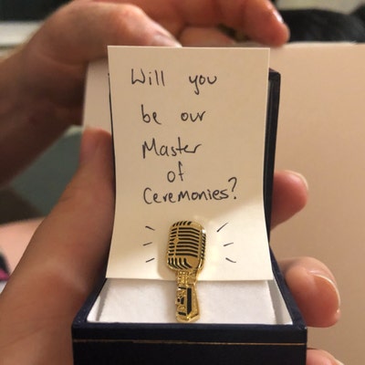 Vintage Microphone Enamel Pin gold - Etsy