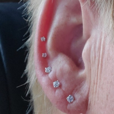 Sterling Silver CZ Diamond Stud Earrings, Fake Diamond Earrings, Simple ...