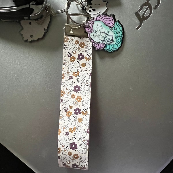 Spooky Cute Ghost Key Fob/flower Ghosts Key Fob/halloween Key Fob/ghost ...