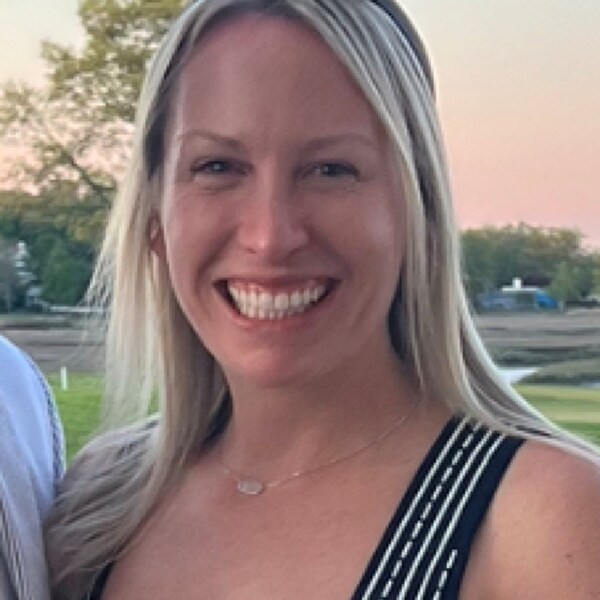 Magritte Green Apple Black Bowler Hat | Floating Apple or Dove ...