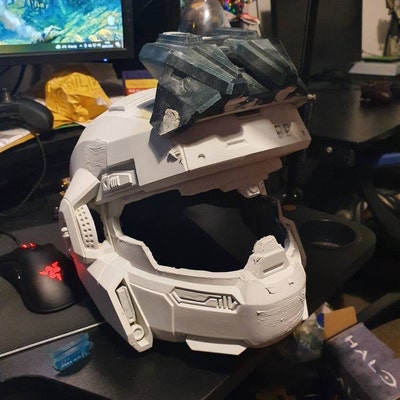 Amphibia Darcy/the Core's Helmet Blueprint - Etsy