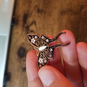 Peonies Enamel Pin Bouquet Pin Plant Lady Pin Tattoo Flower - Etsy