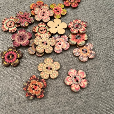 Colorful Large Wooden Buttons, Big Decorative Wood Buttons, Random ...