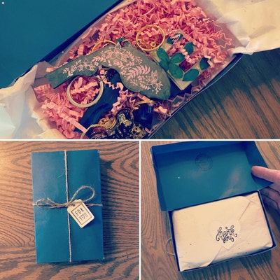 Super Cute Dinosaur Keychain, Brachiosaurus, White and Super Sparkly - Etsy