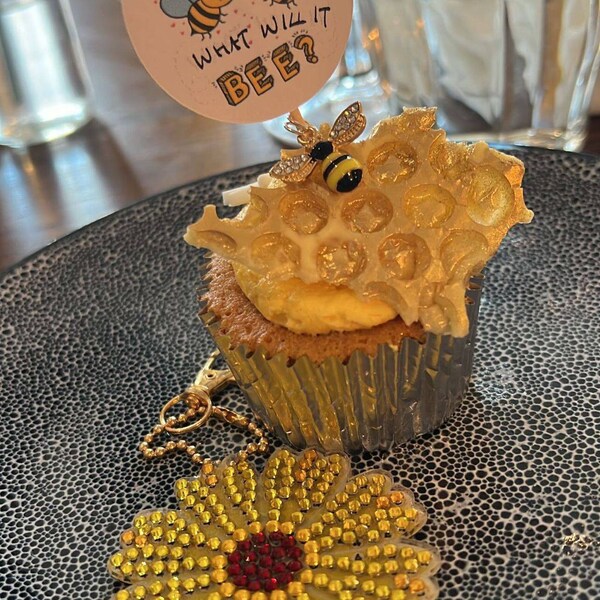 300pcs Nickel Free Iron Ear Hook Clasp With Bead Hooks Earring Clasp ...