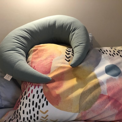 Moon Shape Nursing Baby Pillow With a Zipper Breastfeeding Pillow Baby ...