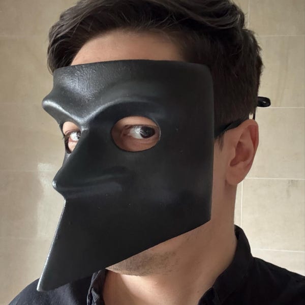Artisan Mask: 'broken Porcelain' (smaler Mask - Handpainted Cracks ...