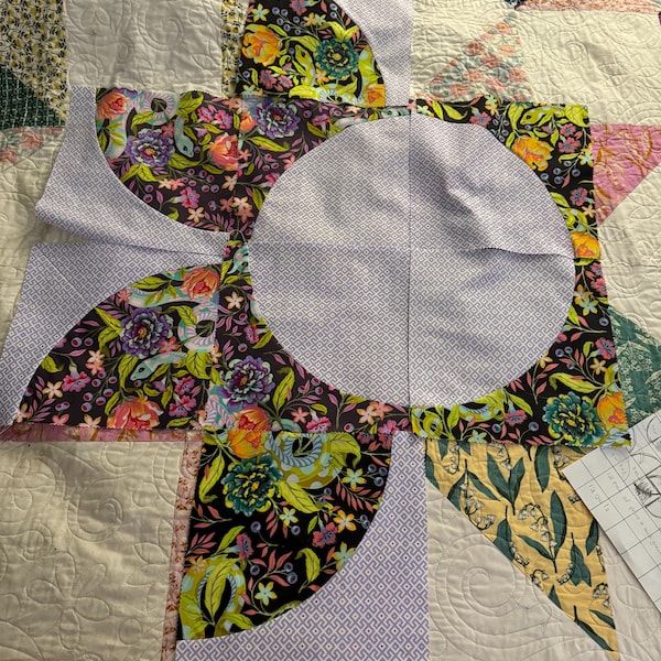 Folk Dance Quilt DIGITAL DOWNLOAD PATTERN by Anna Marie Horner - Etsy