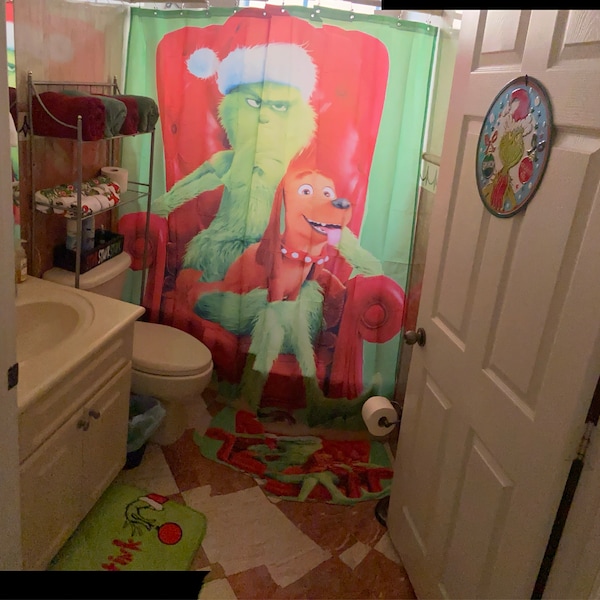 The Grinch Bath Mat, the Grinch, Christmas Bathroom Decor, Christmas ...