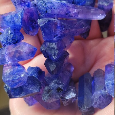 Raw Dark Blue Crystal Points Matte Blue Quartz Points Graduated Quartz ...