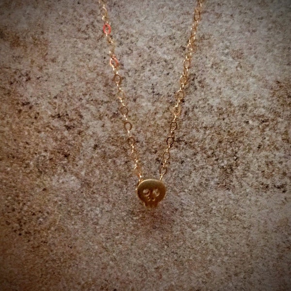 Gold Skull Necklace | 14kt Gold Filled Chain | Tiny Skull Necklace - Etsy