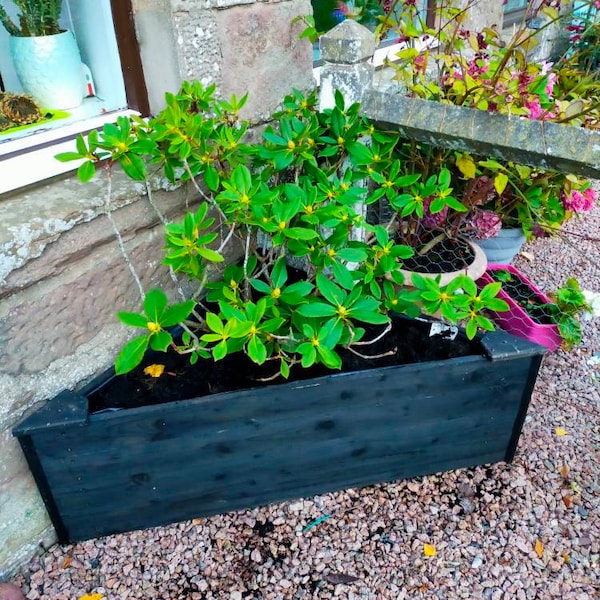 Planter Triangular Corner 70cm Wide From Hillsigns Made From Repurposed ...