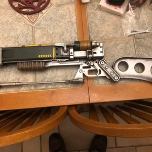 Fallout 4 Fallout 76 Inspired Laser Rifle/ Cosplay Prop - Etsy