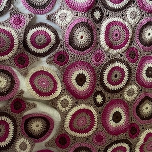 Magic Circles Scarf Pattern by Jane Crowfoot - Etsy