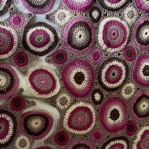 Magic Circles Blanket Pattern by Jane Crowfoot - Etsy