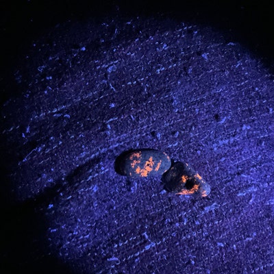 Yooperlite .5.9 Oz, Yooperstone, Fluorescing Sodalite, Emberlite ...