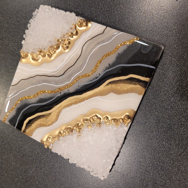 Resin Geode Art, White and Gold Geode Wall Art, 3D Geode Painting ...