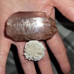 Snow Agate Tower, White Agate Obelisk, Agate Worry Stone, Minimalist ...