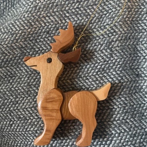 REINDEER CHRISTMAS ORNAMENT Carving. A Traditional Spirited and ...