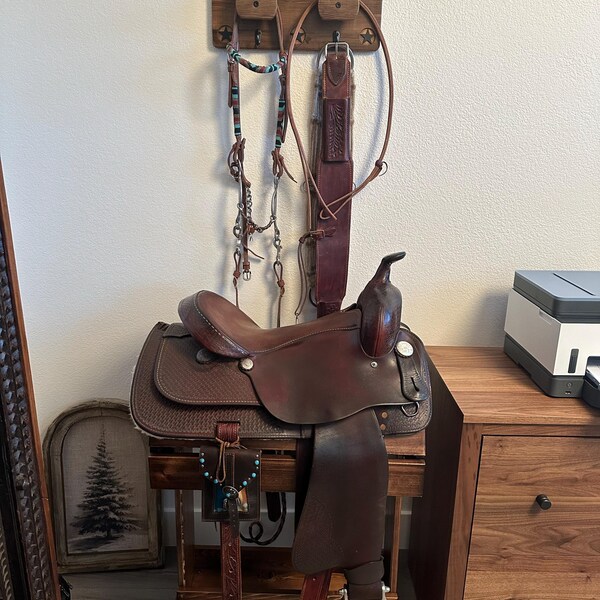 Old West "tucson" Wood Bridle Rack - Etsy