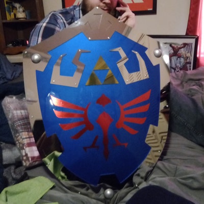 Hylian Shield Breath of the Wild Steel-plated, Battle-ready Replica ...