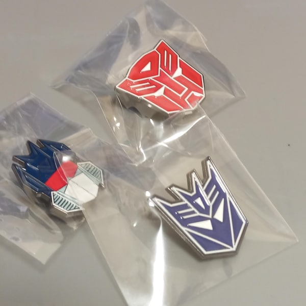 Autobots Futuristic Robot Movies Pin Robot Gift Funny Pins Set Cute Bag ...