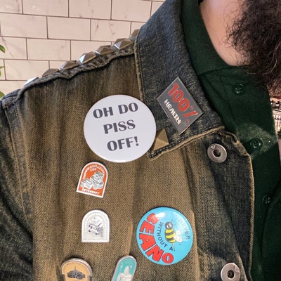 Funny Button Badge I Am Silently Correcting Your Grammar - Etsy