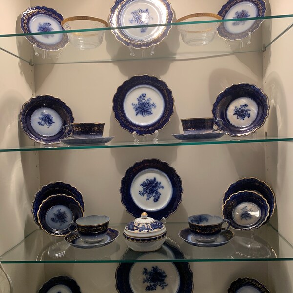 Queen Isabella & Ann Rast Made 1992 by Madame Alexander to Commemorate ...