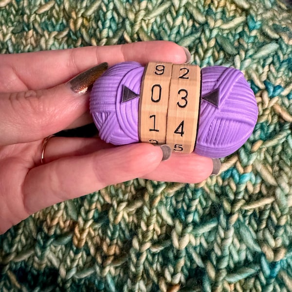 Yarn Skein Stitch Counter | Fidget Yarn Toy - Etsy