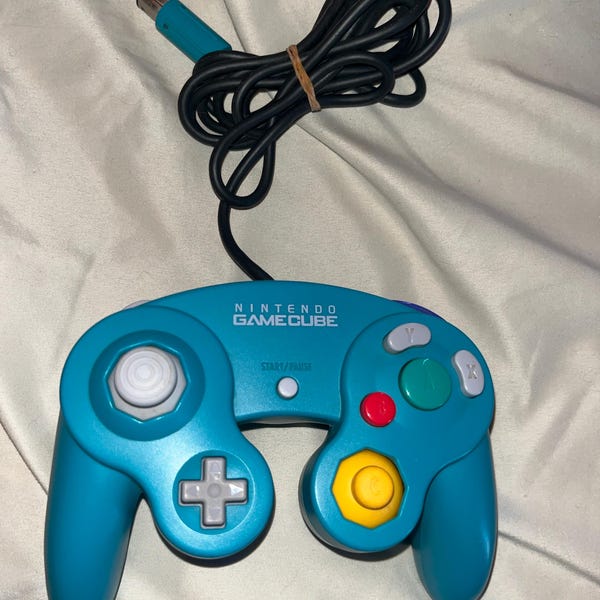 Authentic Official Nintendo Gamecube Controller - Emerald Blue - Tight ...