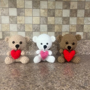The Love Bear CROCHET PDF PATTERN english - Etsy