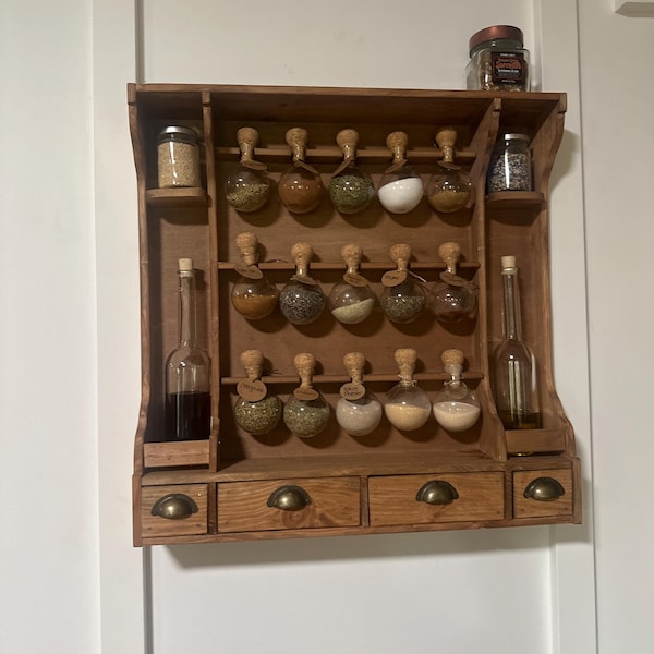 Wooden Spice Rack - Vintage Kitchen Furniture - 15 Spice Bubbles, 2 Oil ...