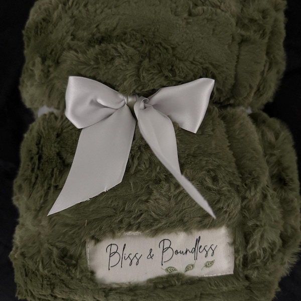 Adult Minky Blanket, Gifts for Mom - Moss Green Glacier, Adult Throw ...