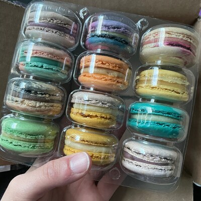 Macaron Box Assorted Flavors 10 Macaron Cookies Gift Box Macaroons ...