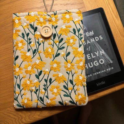 Linen Roses Book Sleeve, Embroidery Book Cover, Linen Flower Book Pouch ...