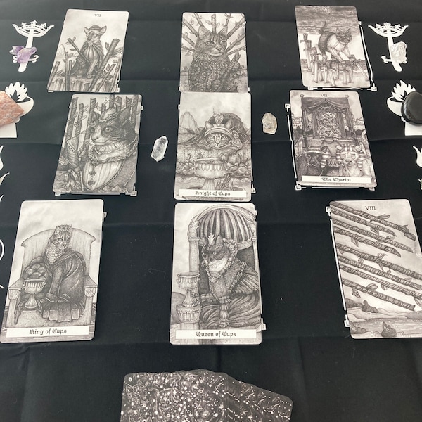 Faeles Arcanae Cat Tarot Deck: Silver Leaf Edition - Etsy UK